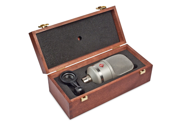 TLM 107 - Studio Microphone